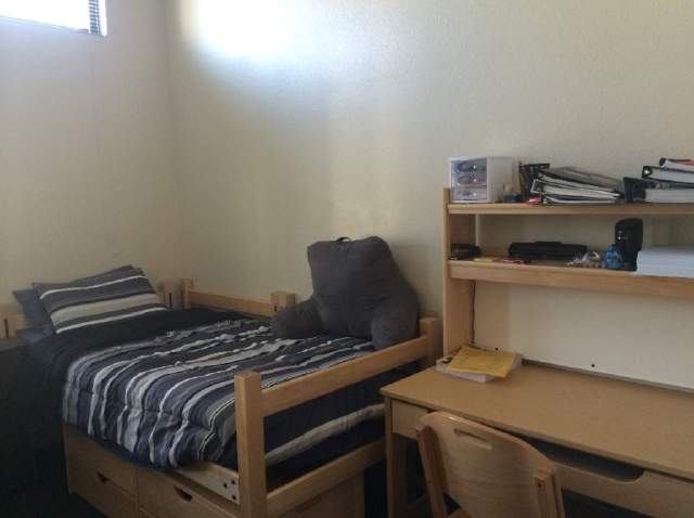 Cal State Fullerton (Los Angeles, USA) - Reviews